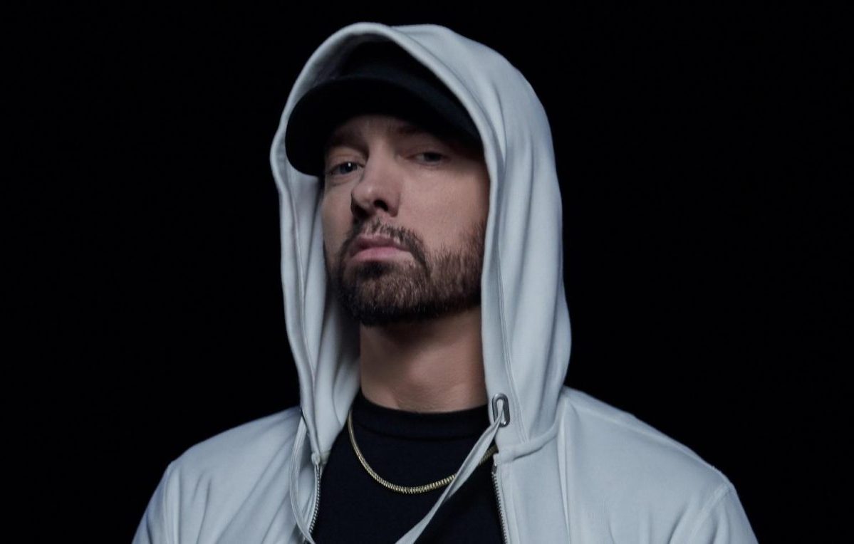 EMINEM arriva BLACK MAGIC (feat. SKYLAR GREY) - Radio Time