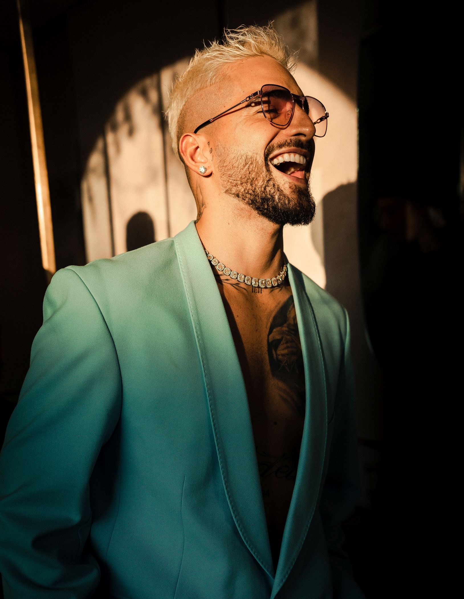 Radio Time > “COSITAS DE LA USA”, il nuovo singolo di MALUMA